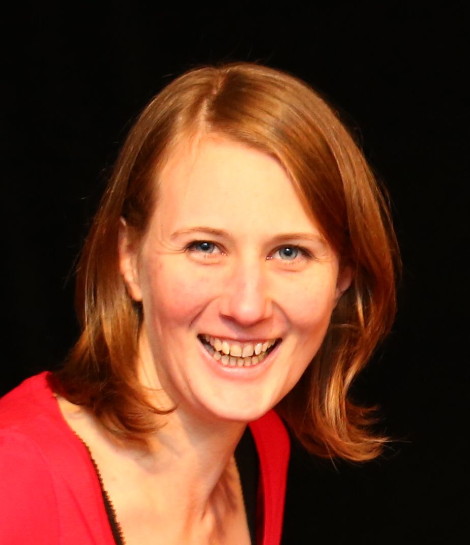Nina_1 | 4gewinnt Improtheater